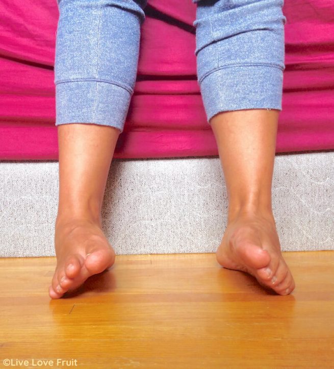 Strengthen and Relax The Feet with these 5 Exercises to Reduce Ankle ...